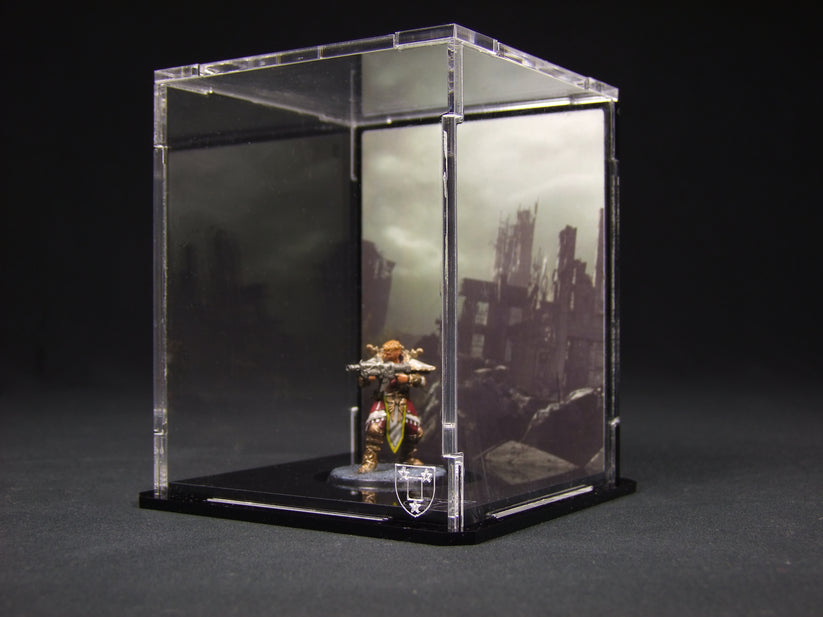 Large Display case for 1 Mini - City Ruins Background – My Mini Display